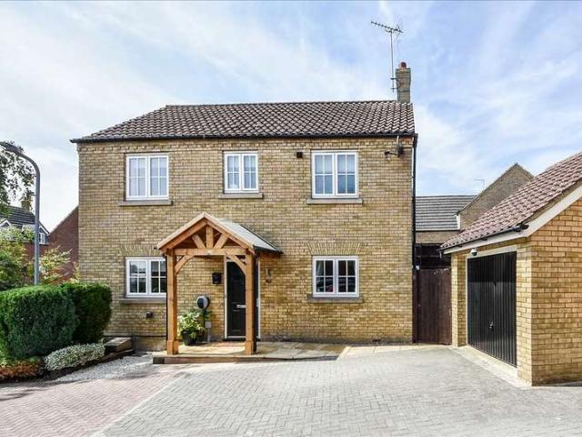 3 Bedroom Detached House