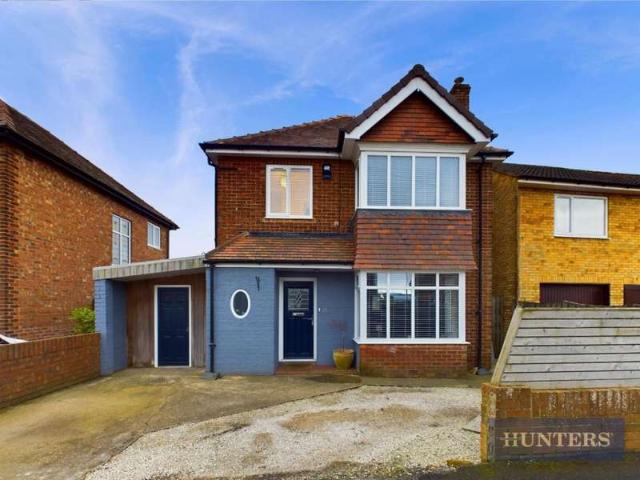 3 Bedroom Detached House