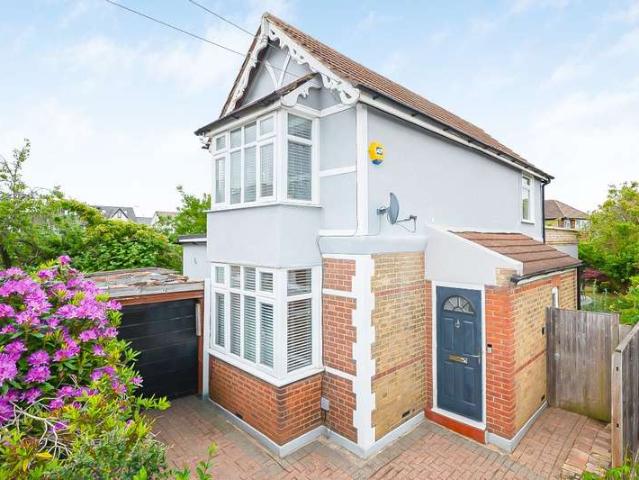3 Bedroom Detached House