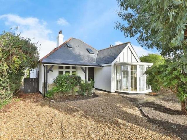 3 Bedroom Detached House