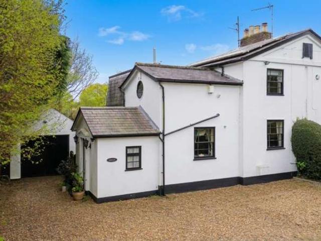 3 Bedroom Detached House