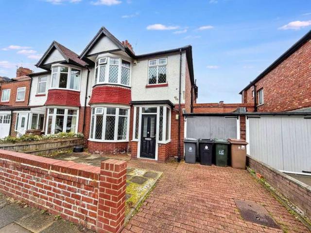 3 Bedroom Detached House