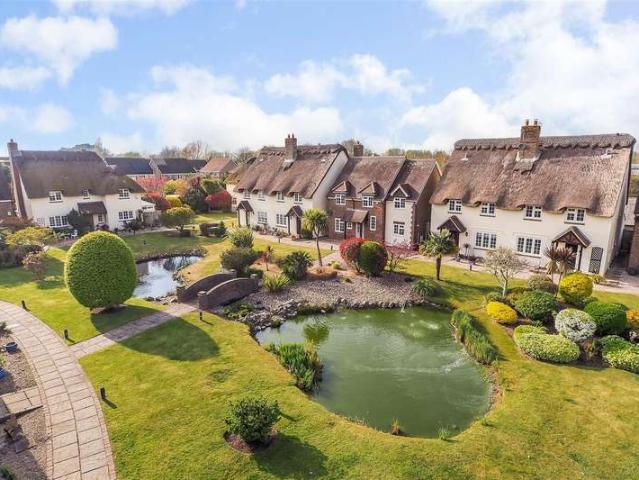 3 Bedroom Detached House