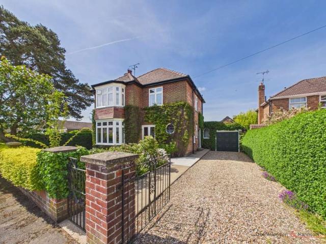 3 Bedroom Detached House