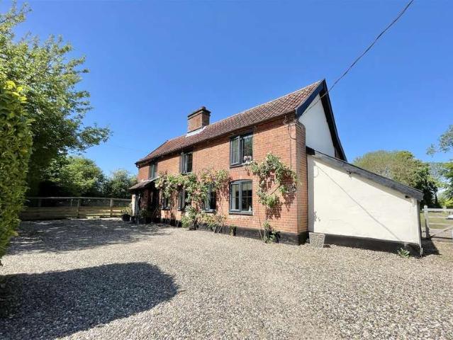 3 Bedroom Detached House