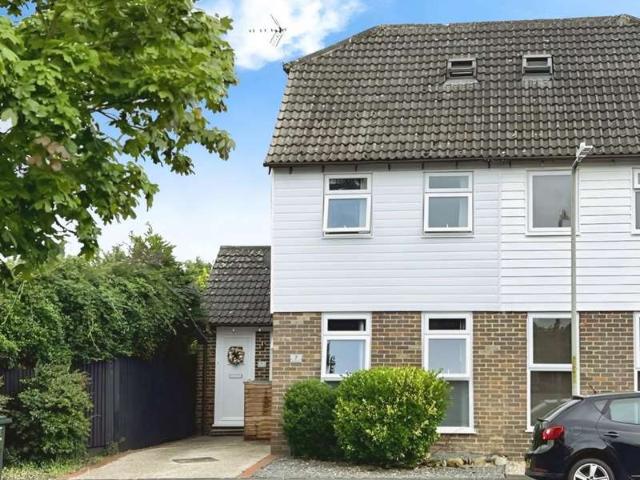 3 Bedroom Detached House
