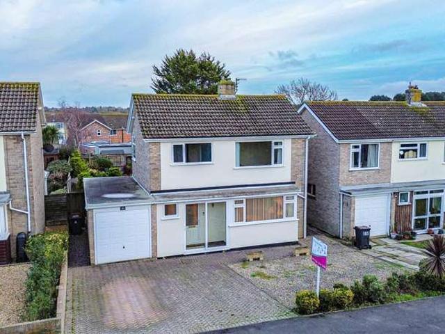 3 Bedroom Detached House
