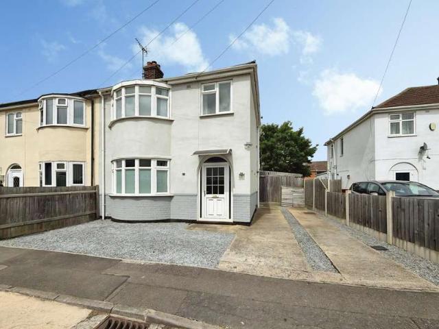 3 Bedroom Detached House
