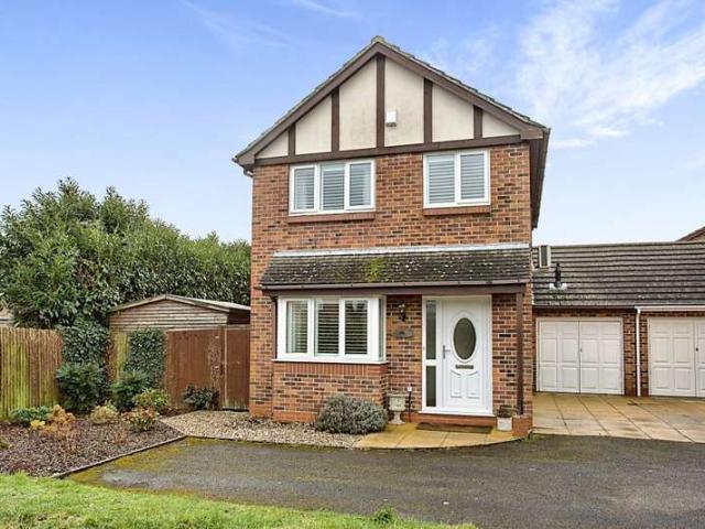 3 Bedroom Detached House