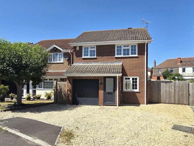 3 Bedroom Detached House