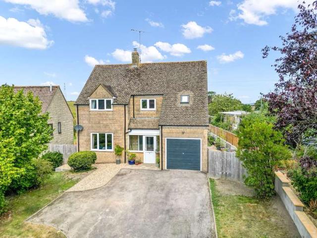 3 Bedroom Detached House