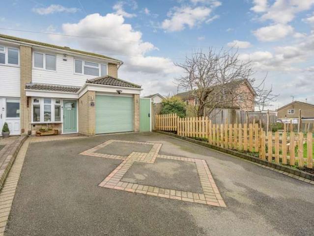 3 Bedroom Detached House