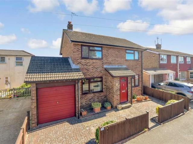 3 Bedroom Detached House