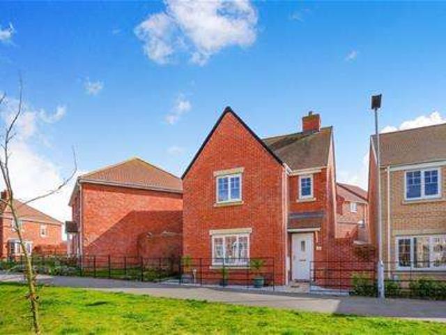 3 Bedroom Detached House