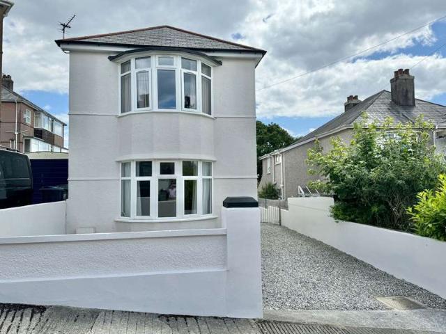 3 Bedroom Detached House