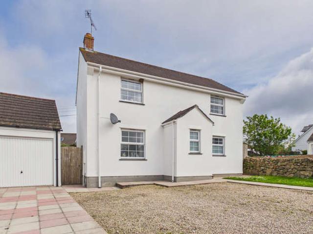 3 Bedroom Detached House