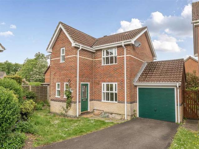 3 Bedroom Detached House