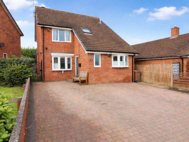 3 Bedroom Detached House