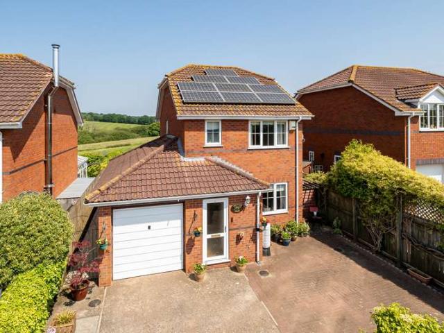 3 Bedroom Detached House