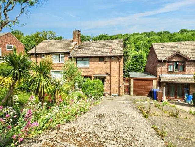 3 Bedroom Detached House