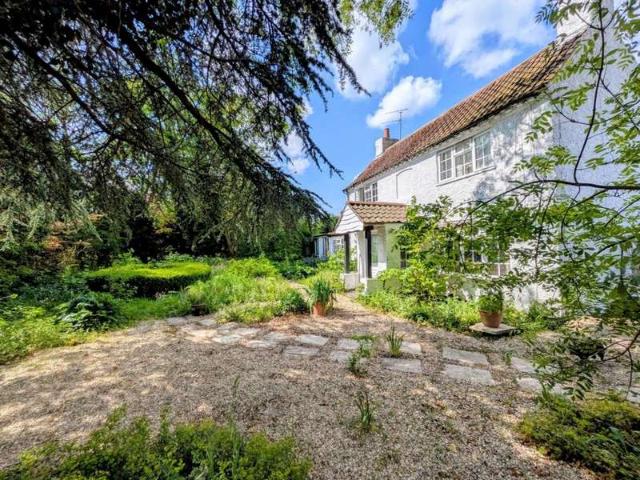 3 Bedroom Detached House