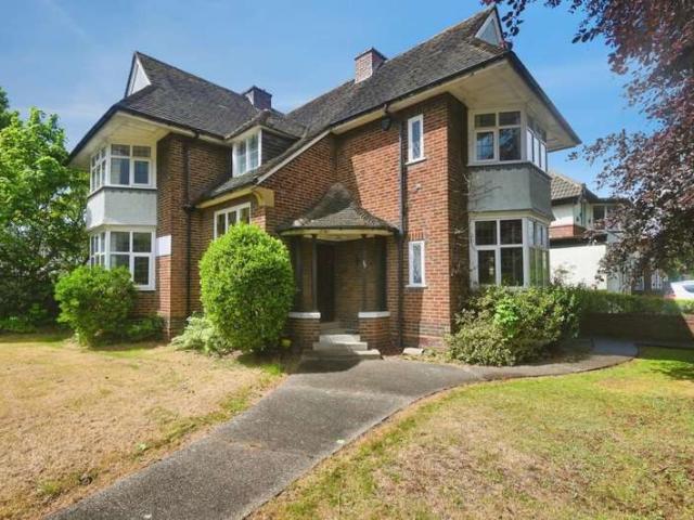3 Bedroom Detached House