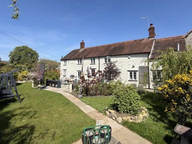 3 Bedroom Detached House