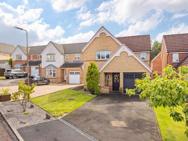 3 Bedroom Detached House