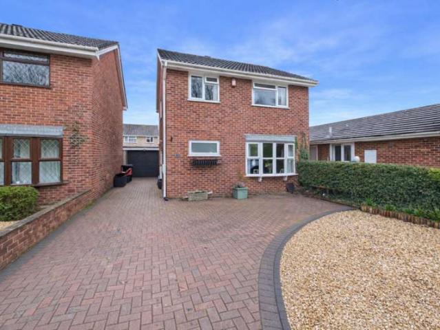 3 Bedroom Detached House