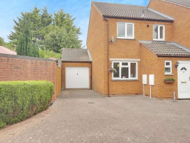 3 Bedroom Detached House