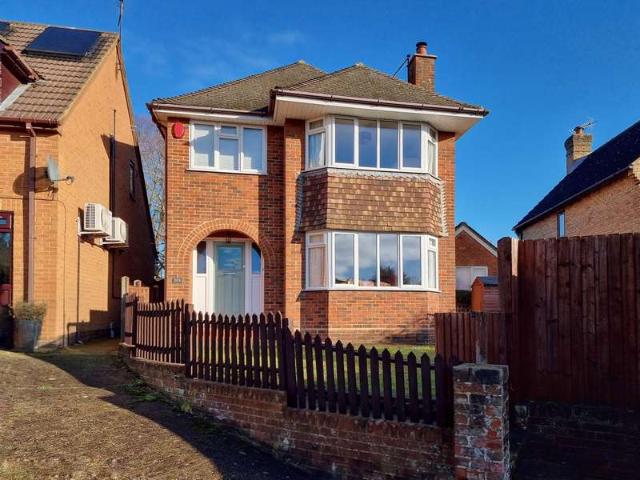 3 Bedroom Detached House