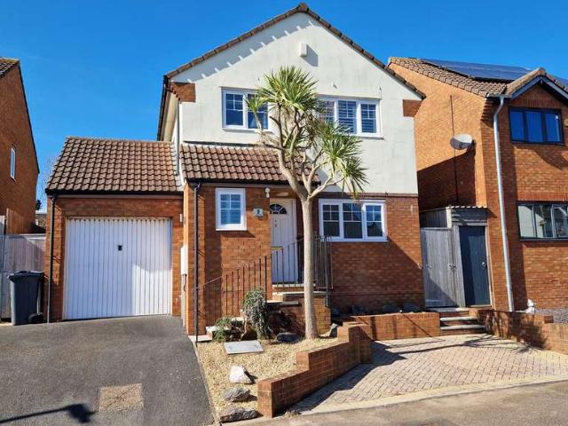 3 Bedroom Detached House