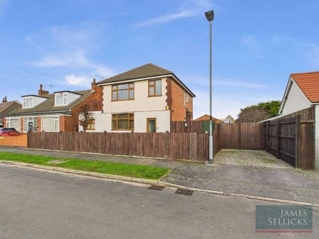 3 Bedroom Detached House