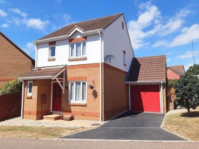 3 Bedroom Detached House