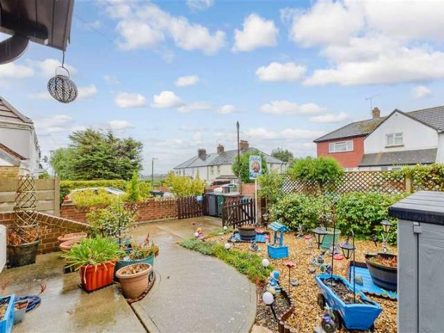 3 Bedroom Detached House