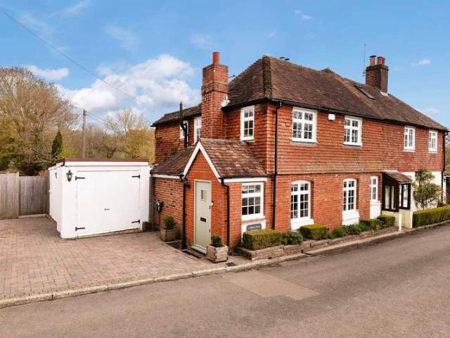 3 Bedroom Detached House