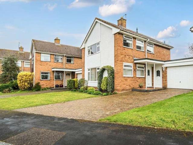 3 Bedroom Detached House