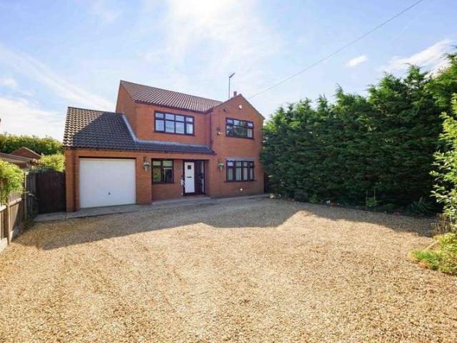 3 Bedroom Detached House