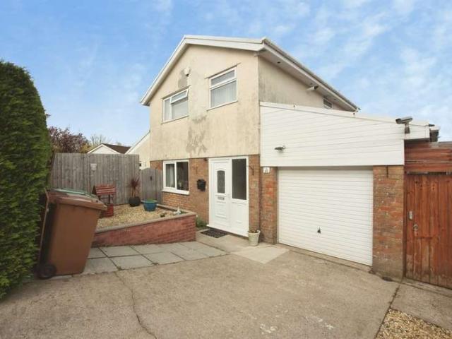 3 Bedroom Detached House