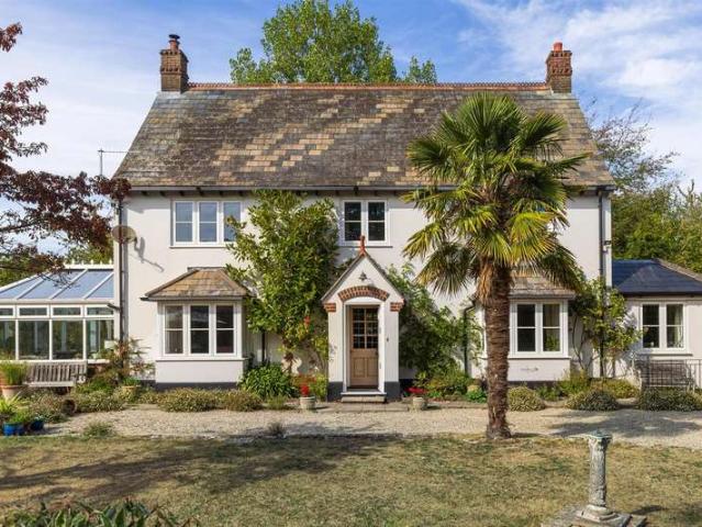 3 Bedroom Detached House