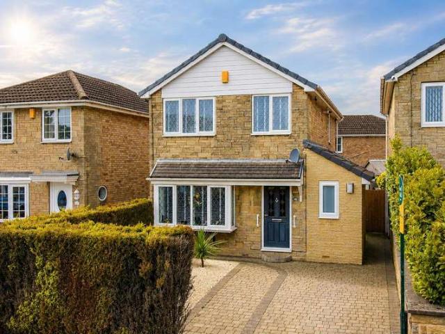 3 Bedroom Detached House