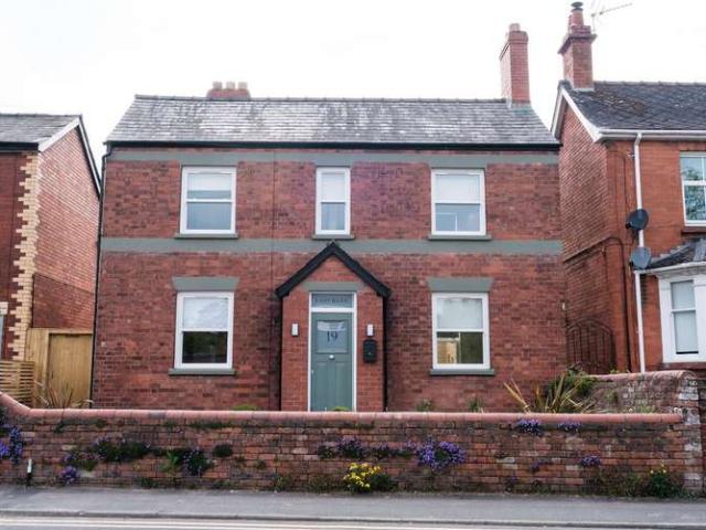 3 Bedroom Detached House