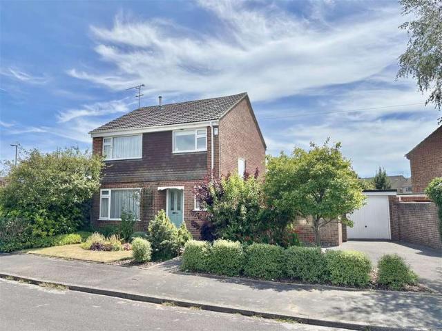 3 Bedroom Detached House