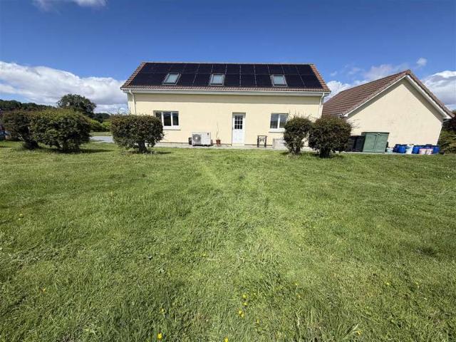 3 Bedroom Detached House