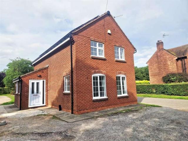 3 Bedroom Detached House