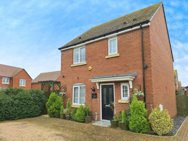 3 Bedroom Detached House