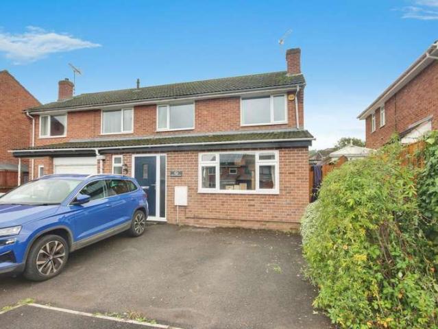 3 Bedroom Detached House