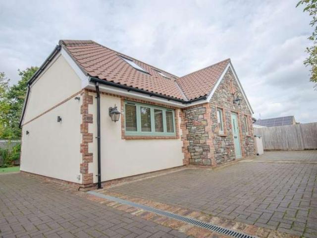 3 Bedroom Detached House