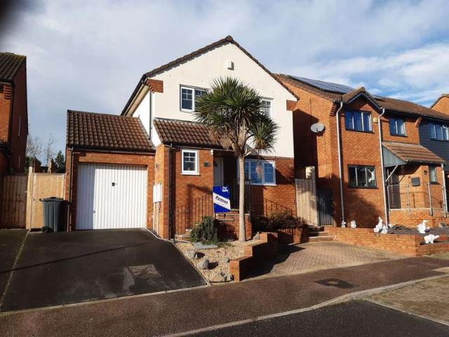 3 Bedroom Detached House