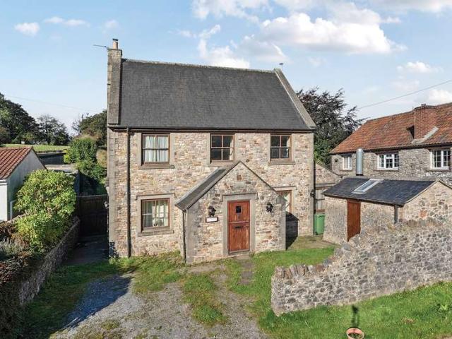 3 Bedroom Detached House